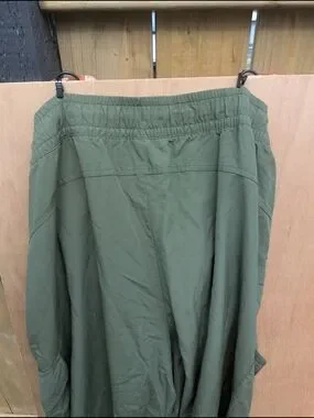 Fwd | Pants & Jumpsuits | Fwd Forward With Design Quick Dry Cargo Pants ...